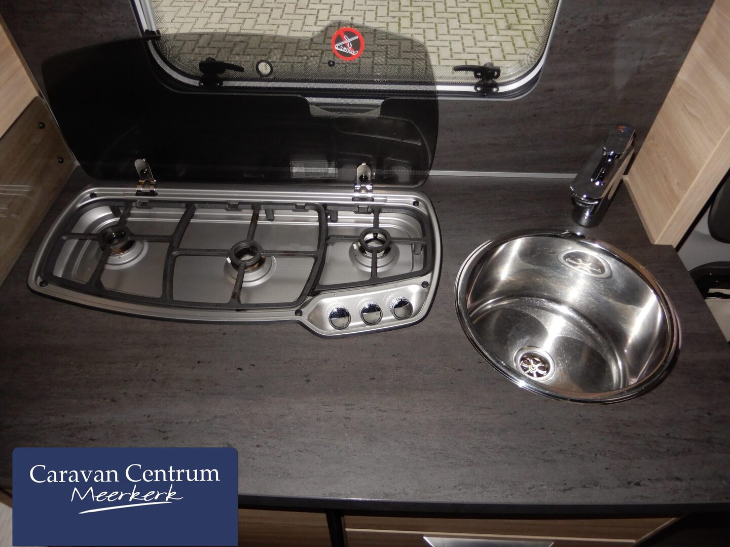 Knaus Sudwind 460 EU + Thule luifel | Caravan Centrum Meerkerk